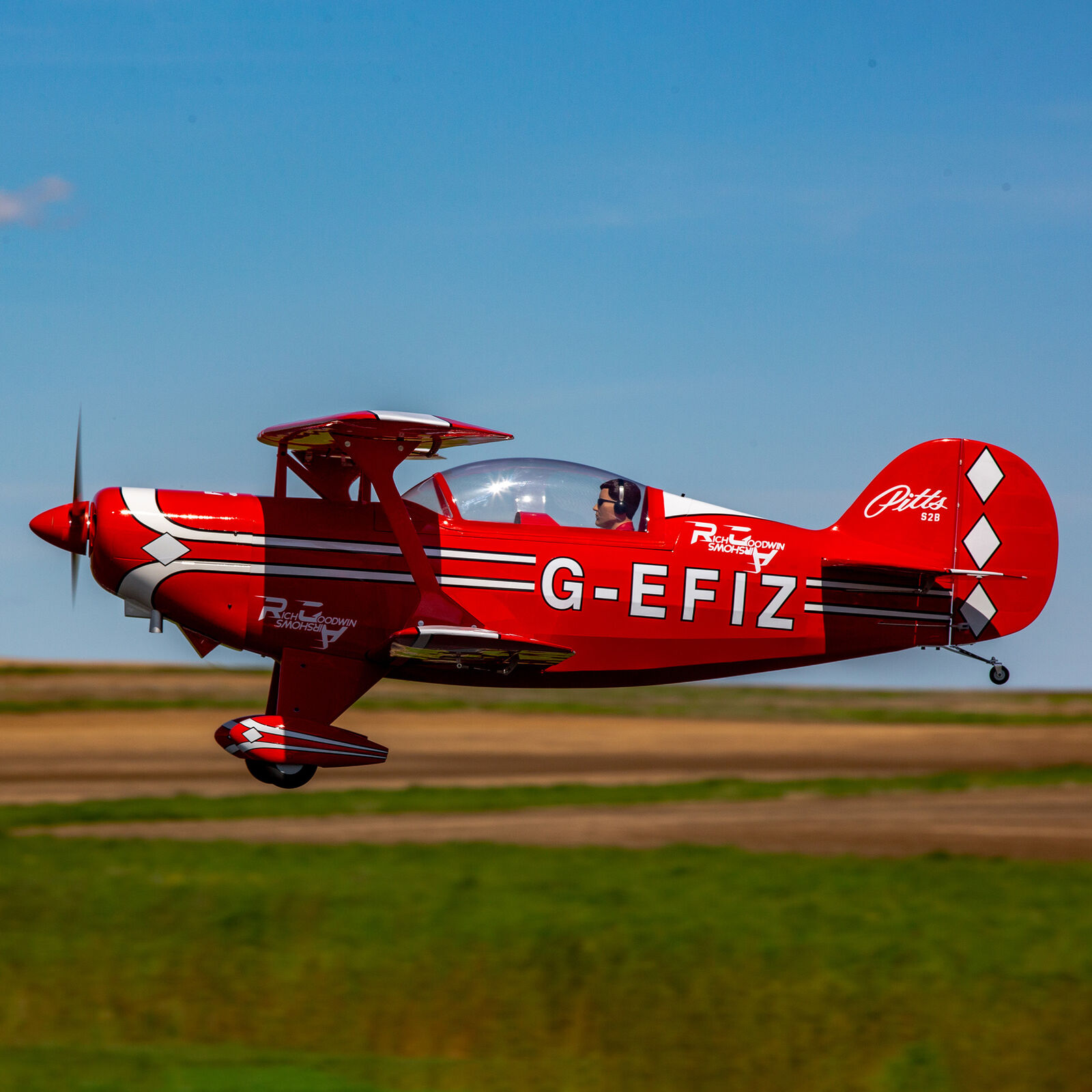 Hangar 9 Pitts S-2B 50-60cc, 71.6" | Horizon Hobby
