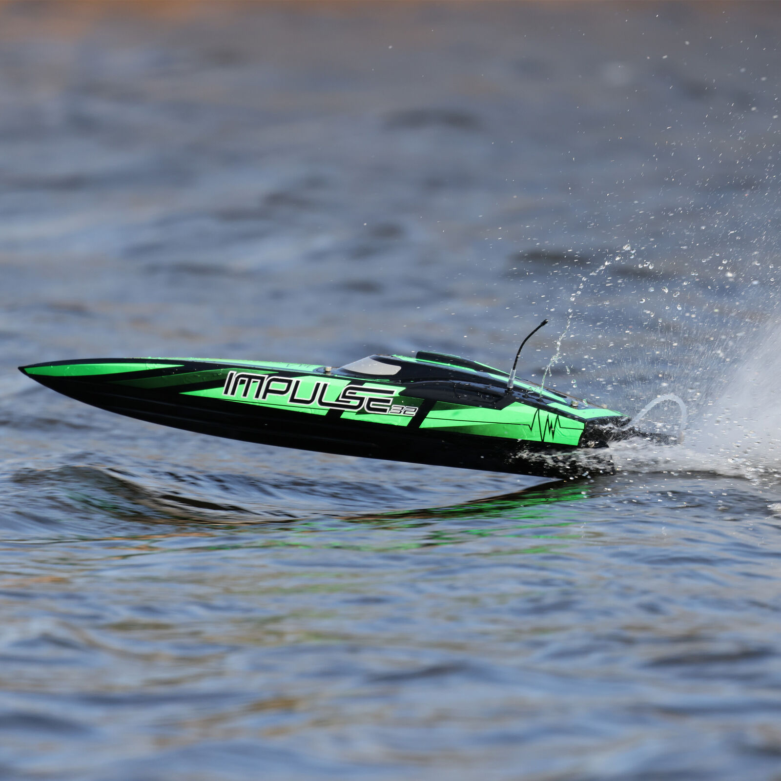 Pro Boat Impulse 32" Brushless Deep-V RTR with Smart, Black/Green | Horizon Hobby