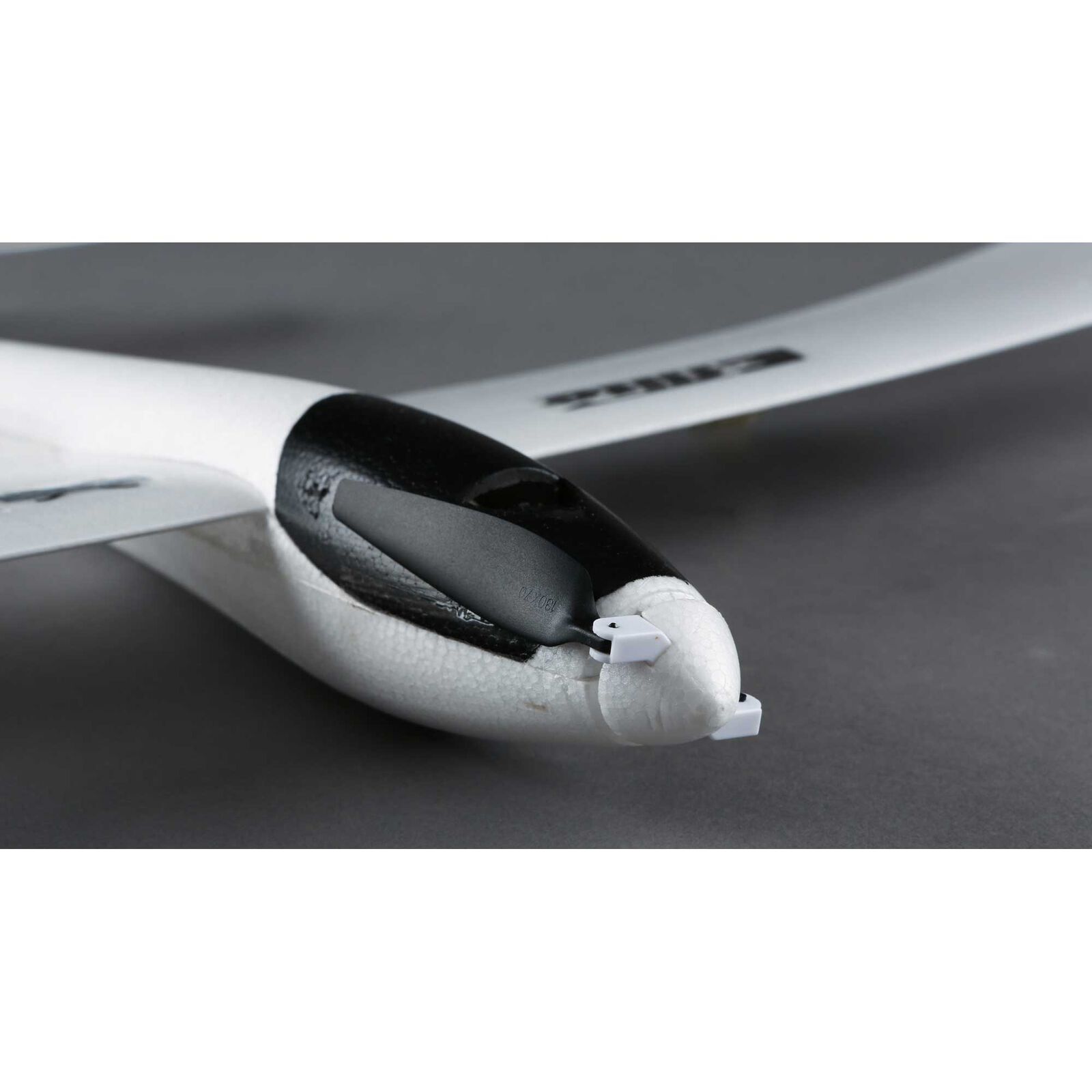 E-flite UMX Radian BNF with AS3X, 730mm | Horizon Hobby