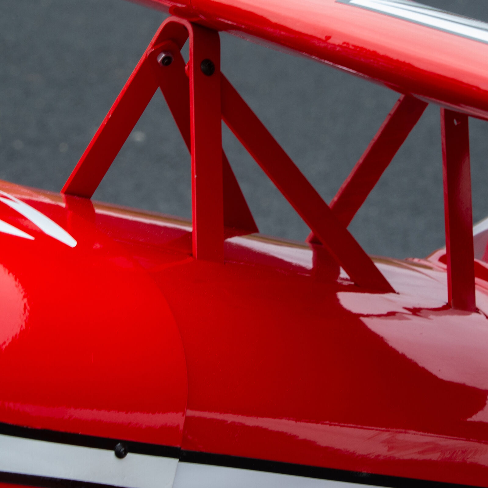 Hangar 9 Pitts S-2B 50-60cc, 71.6" | Horizon Hobby