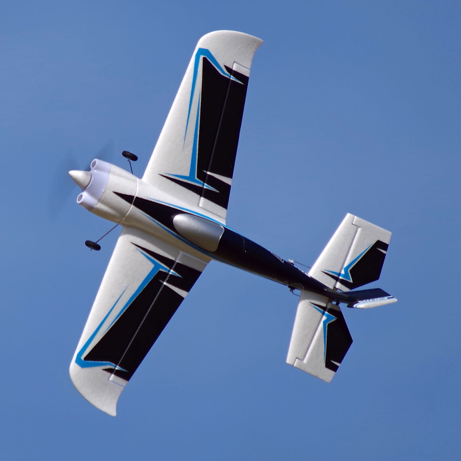 FMS Edge 540 750mm PNP with Reflex | Horizon Hobby