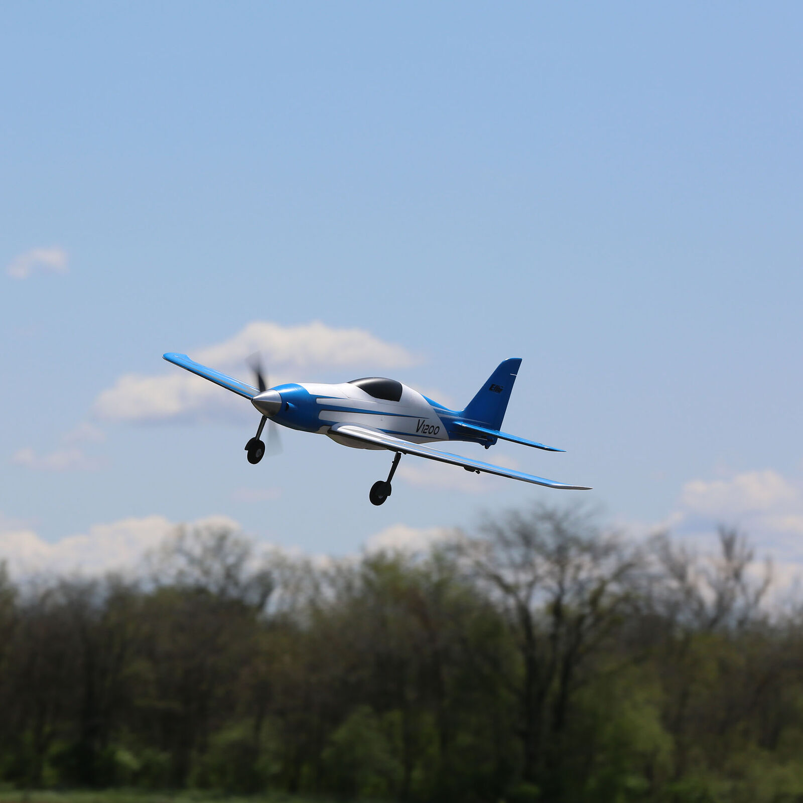 E-flite V1200 1.2m PNP with Smart | Horizon Hobby