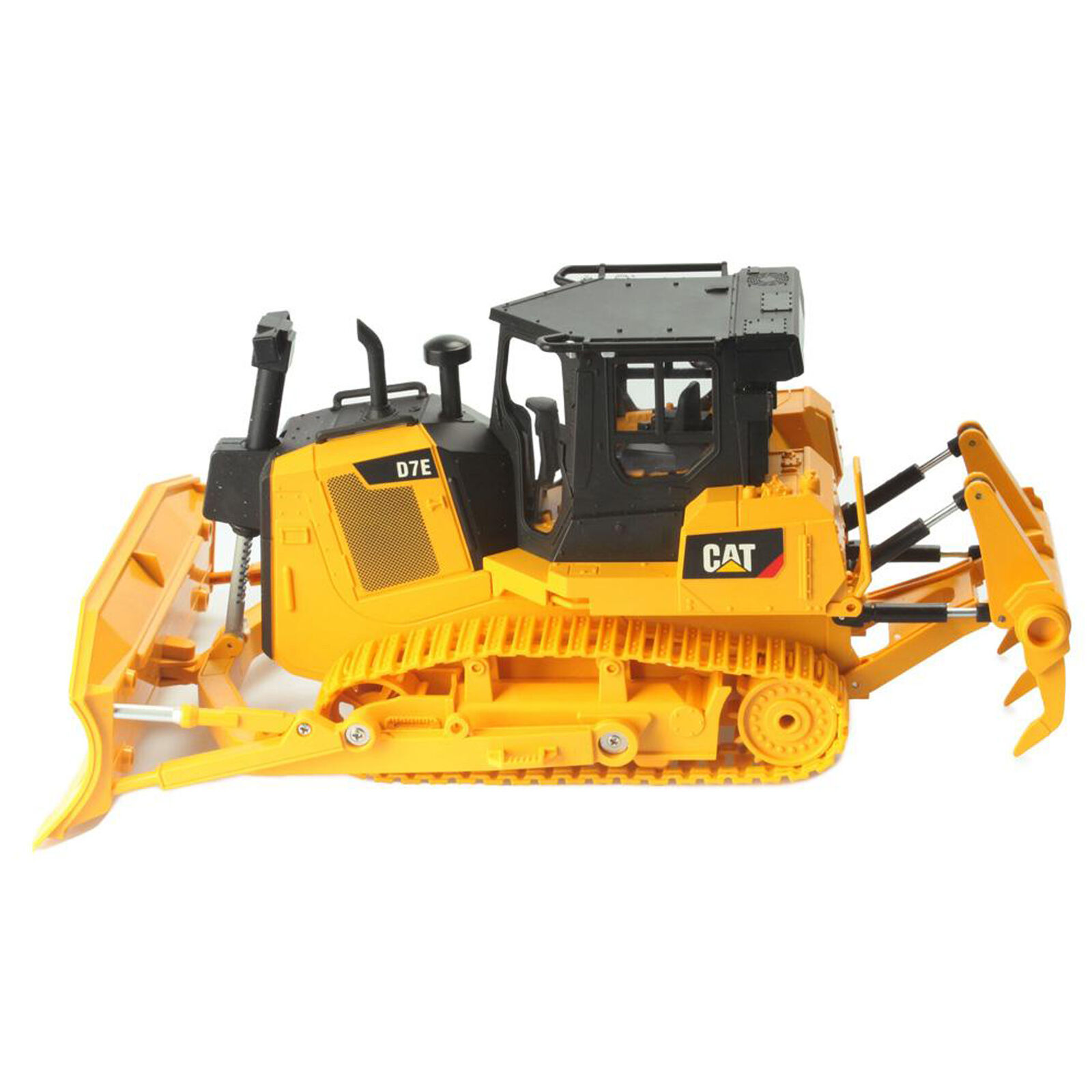 DCM/Racemasters 1/24 RC Caterpillar D7E Bulldozer | Horizon Hobby