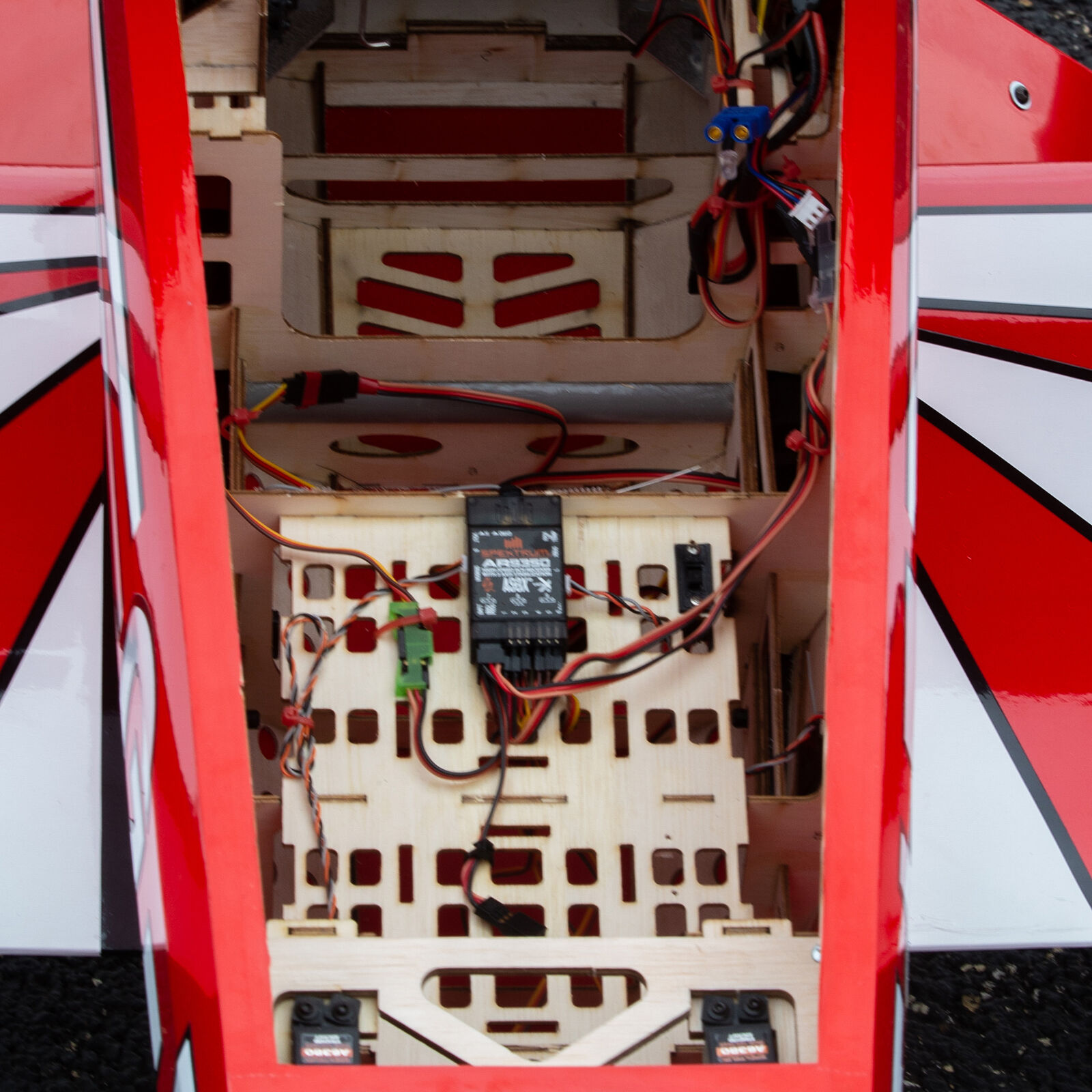 Hangar 9 Pitts S-2B 50-60cc, 71.6" | Horizon Hobby