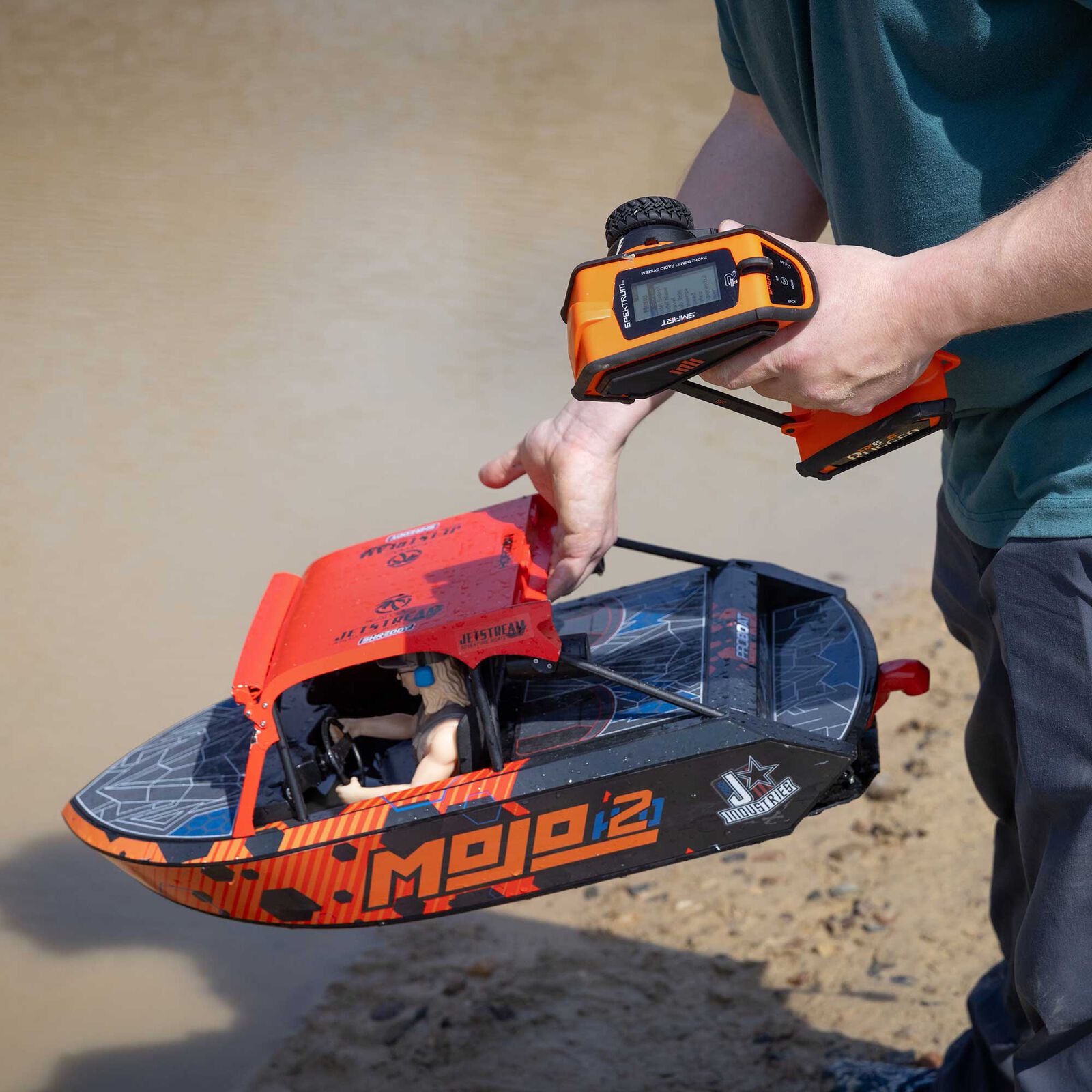 Spektrum DX6 Rugged 6-Channel DSMR Transmitter Only, Orange | Horizon Hobby