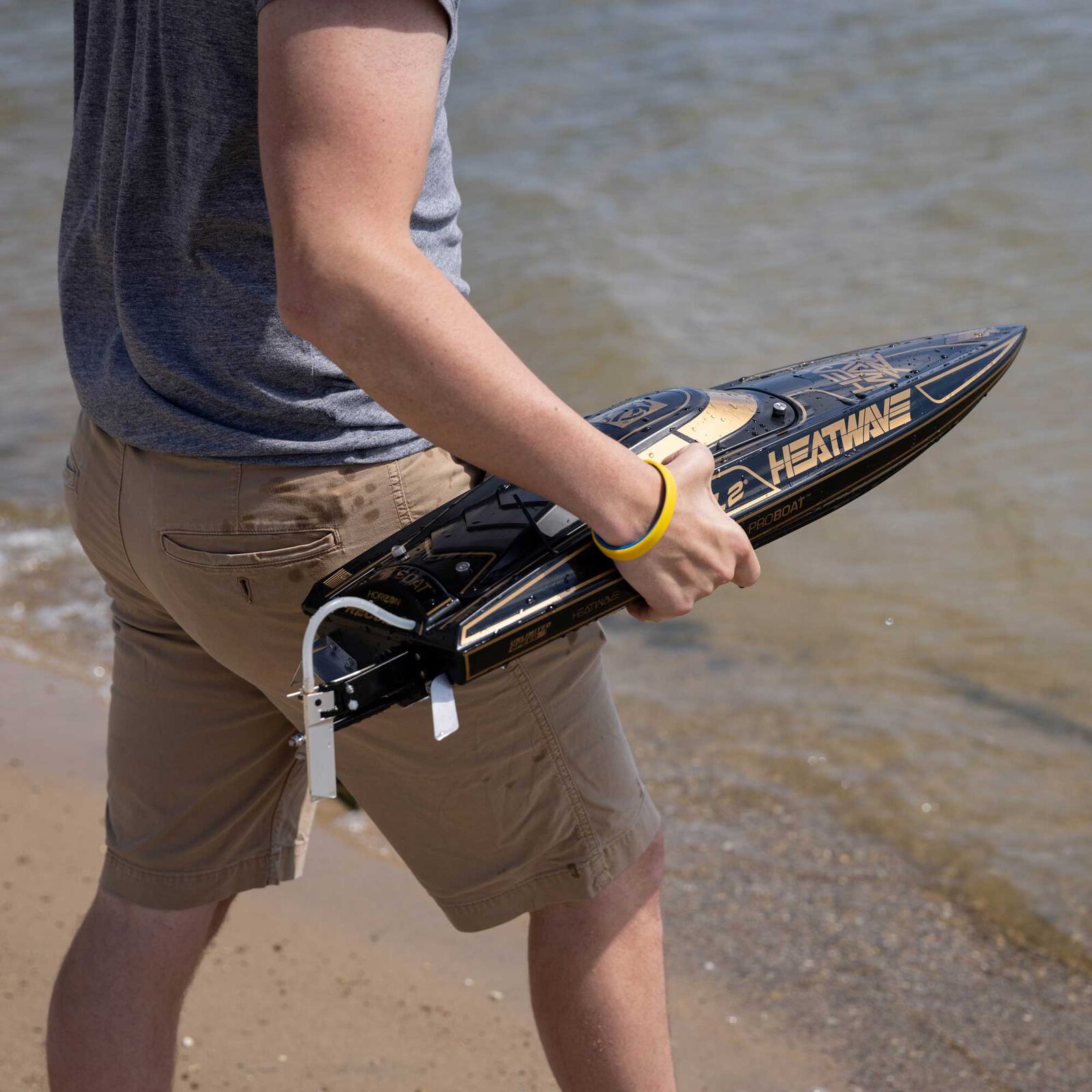 Pro Boat Recoil 2 V2 26" Self-Righting Brushless Deep-V RTR, Shreddy ...