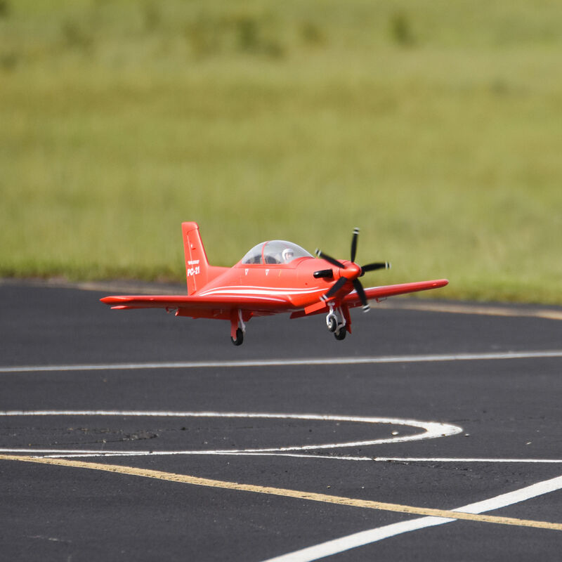 FMS PC-21 Pilatus 1100mm PNP with Reflex | Horizon Hobby