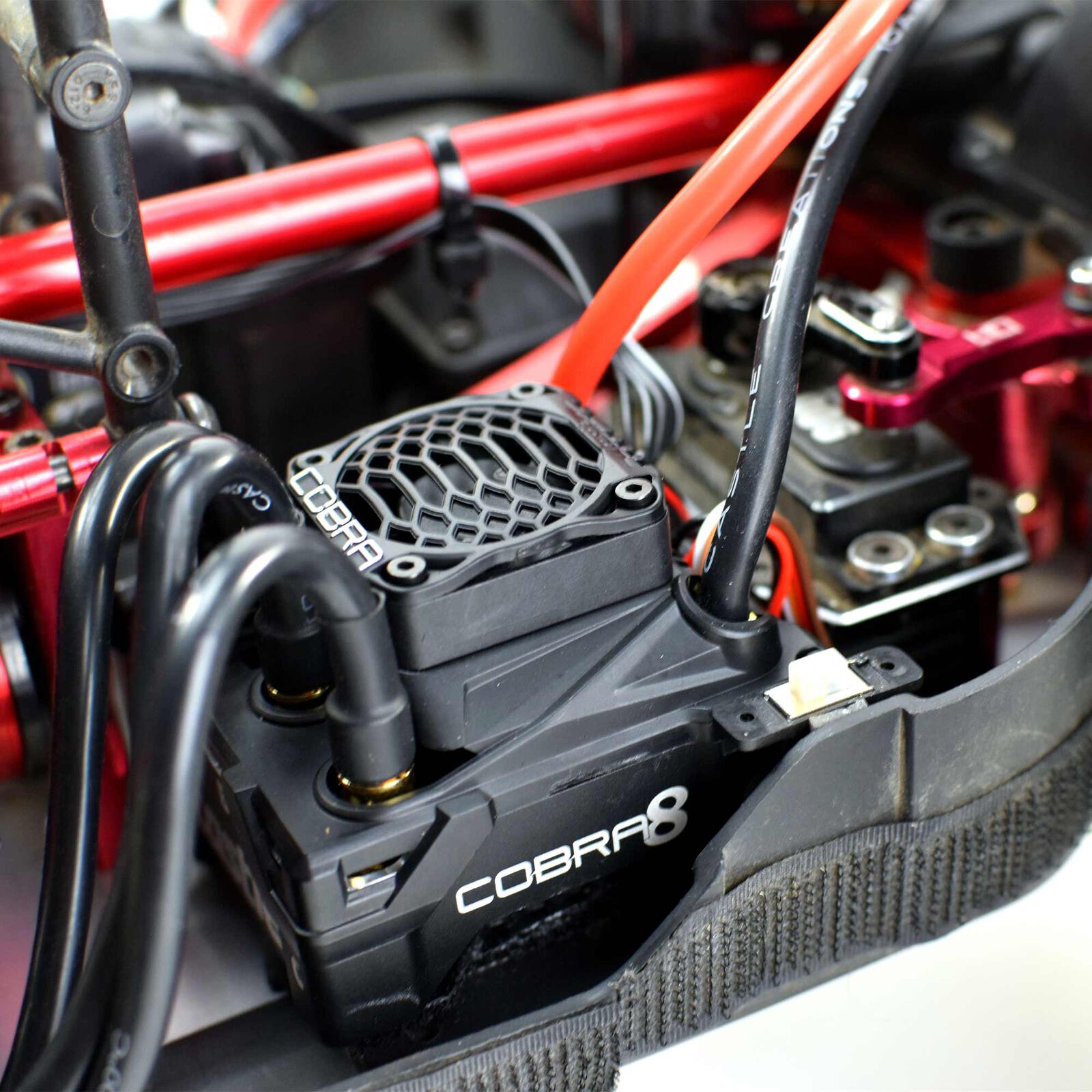 Castle Creations COBRA 8 25.2V ESC with 1515-2200KV V2 Sensored Motor ...