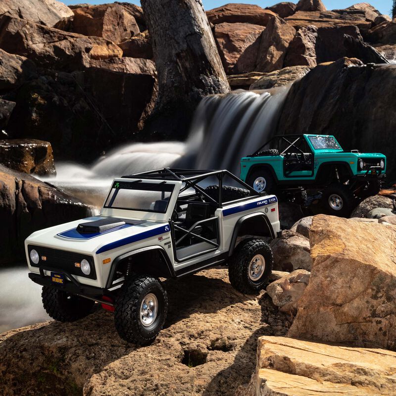 Axial 1/10 SCX10 III Early Ford Bronco 4X4 RTR | Horizon Hobby