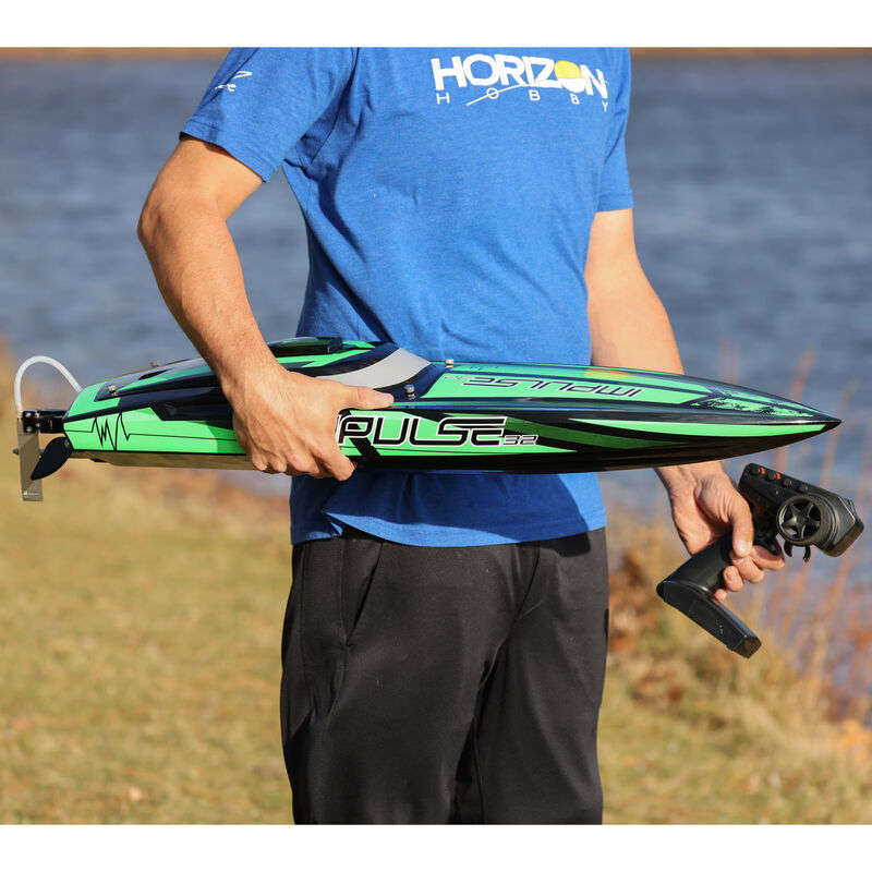 Pro Boat Impulse 32" Brushless Deep-V RTR with Smart, Black/Green | Horizon Hobby