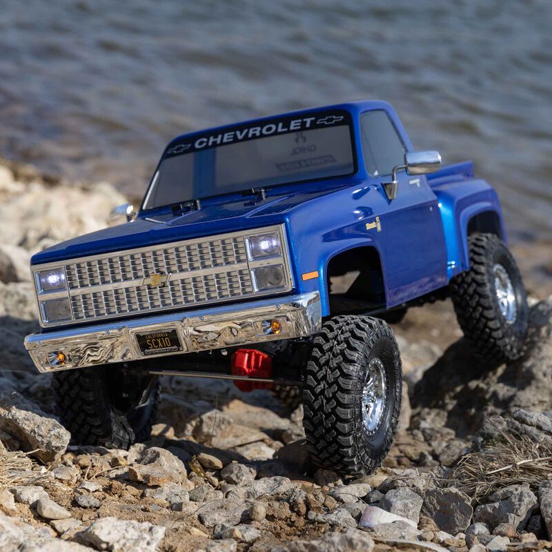 Axial 1/10 SCX10 III Base Camp 1982 Chevrolet K10 4X4 RTR Brushed Rock ...