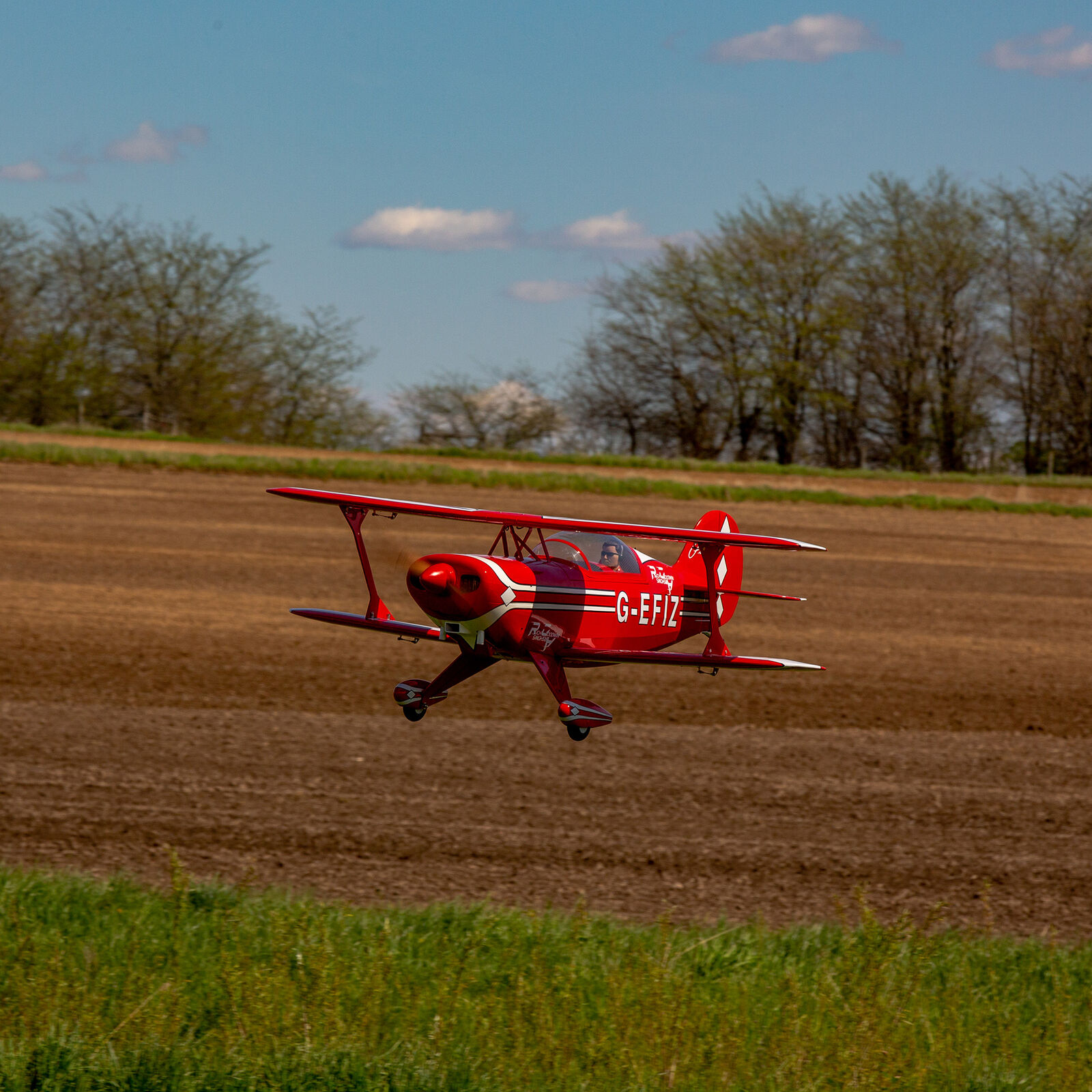 Hangar 9 Pitts S-2B 50-60cc, 71.6" | Horizon Hobby