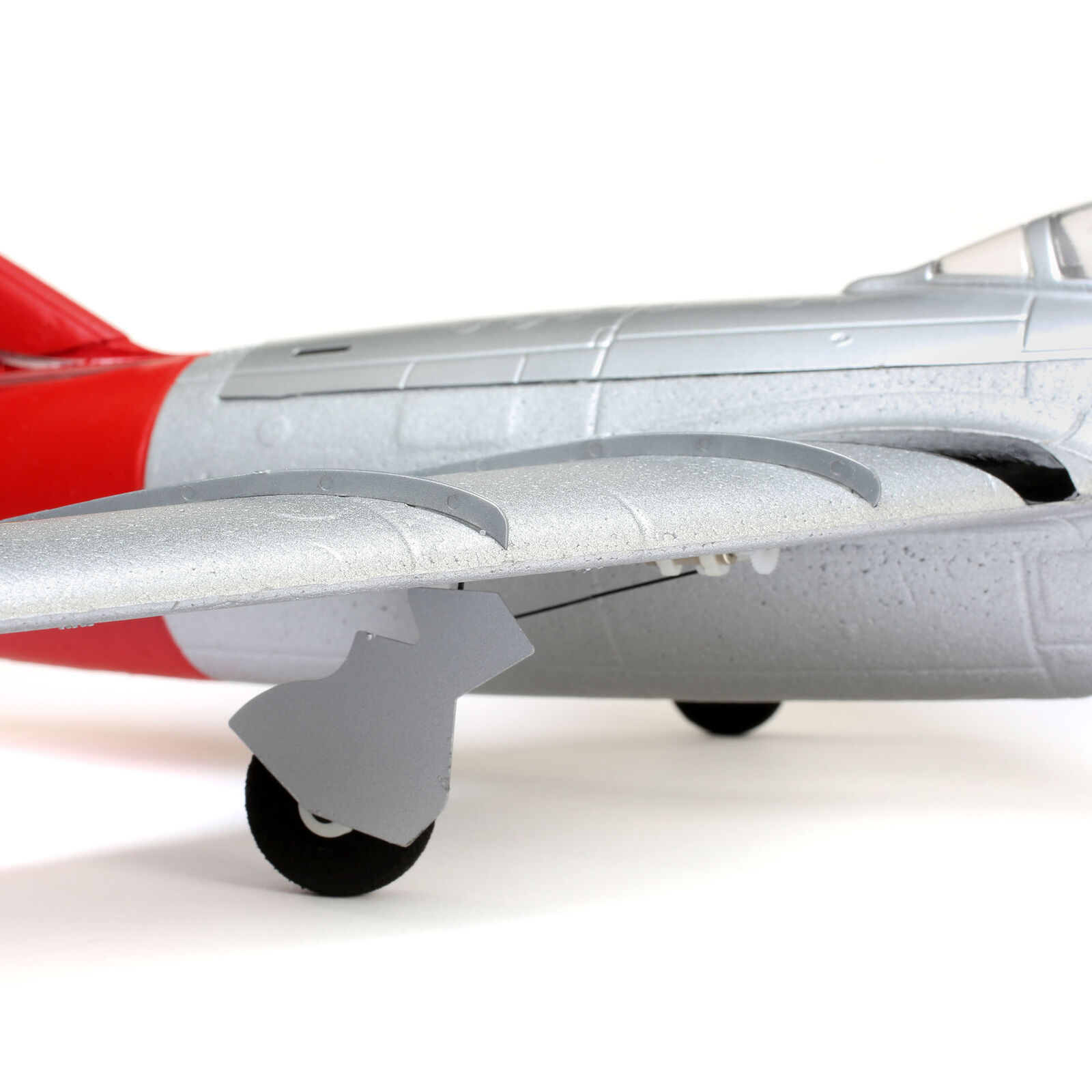 E-flite UMX MiG-15 28mm EDF Jet BNF Basic with AS3X and SAFE Select ...
