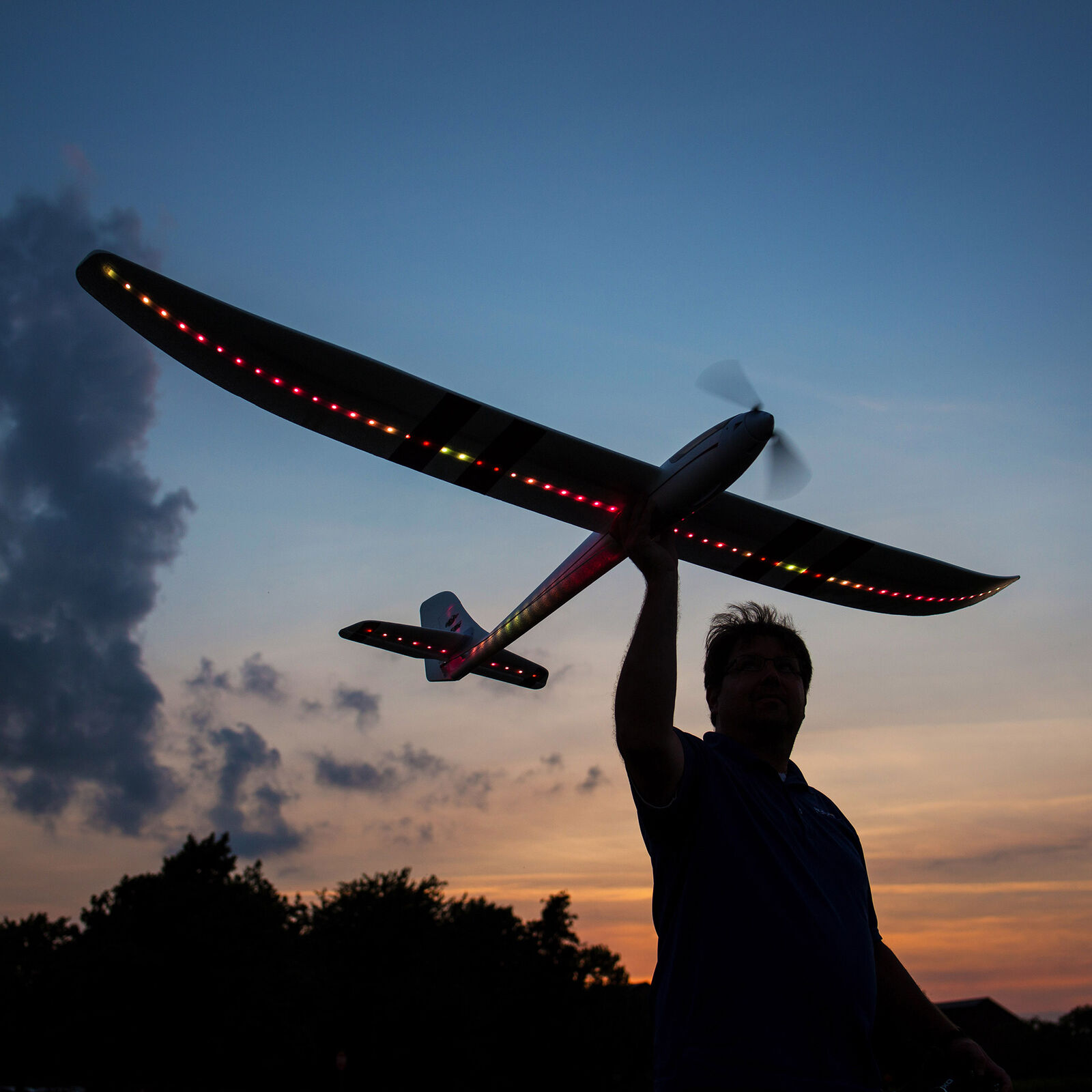 E-flite Night Radian FT 2.0m PNP | Horizon Hobby