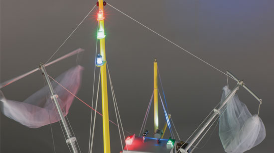 AquaCraft Bristol Trawler RTR | Horizon Hobby