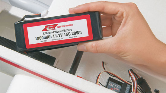 Flyzone Switch 2-in-1 Sport Trainer EP RTF 45" | Horizon Hobby